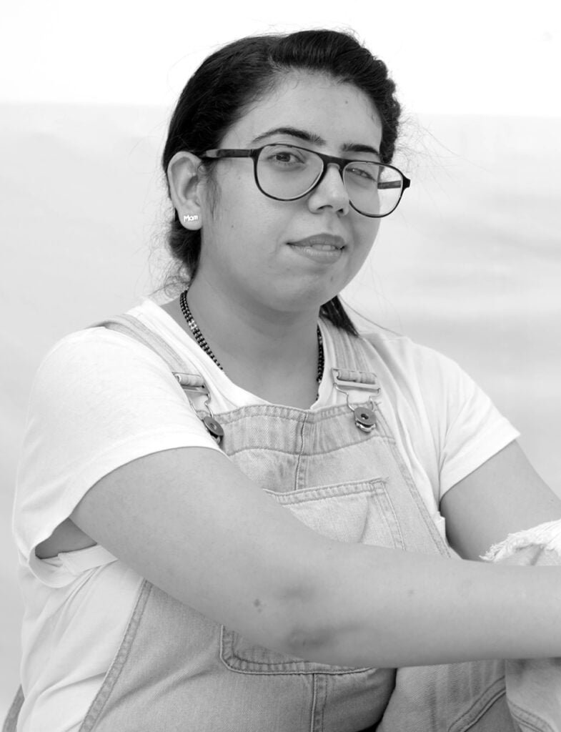 Nisha Droch – Freelance Graphic Designer